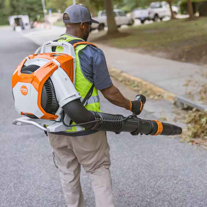 Stihl | BRA 600 Battery-Powered Blower | w/ AP 500 S Battery (BRA600-A ...