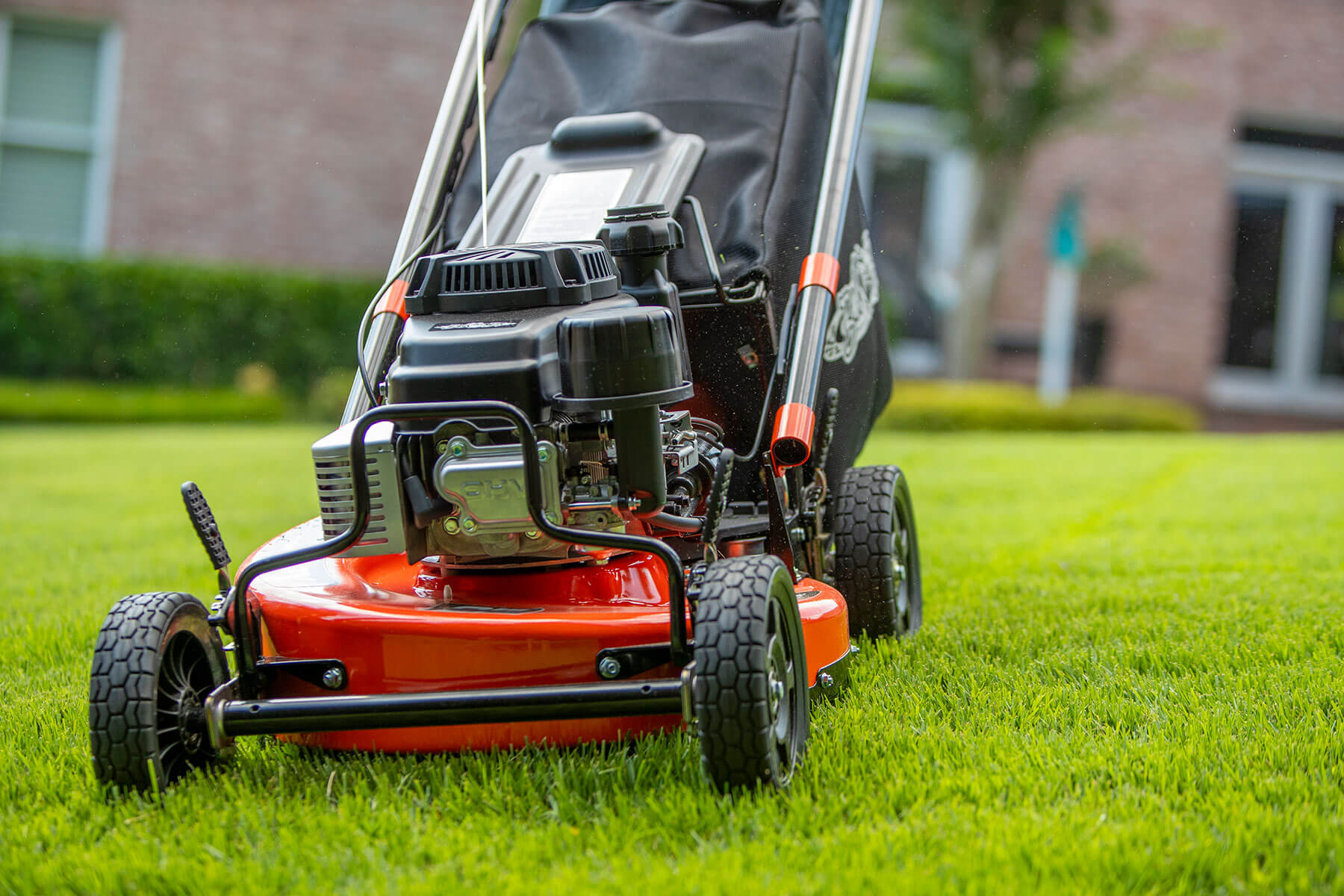 Bad Boy Commercial Self-Propelled Push Mower - 25" – Foards