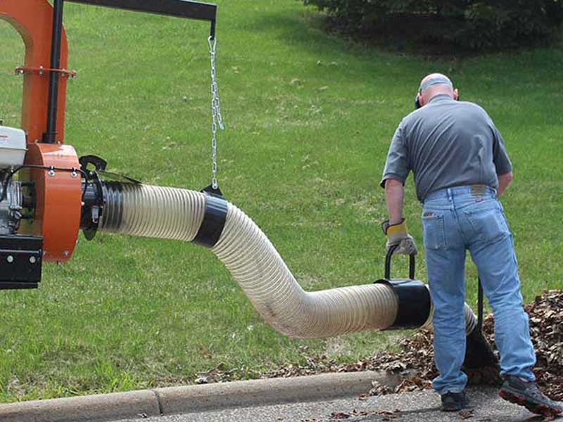 BravePro 10" Gas-Powered Debris Loader | Foards Parts Plus